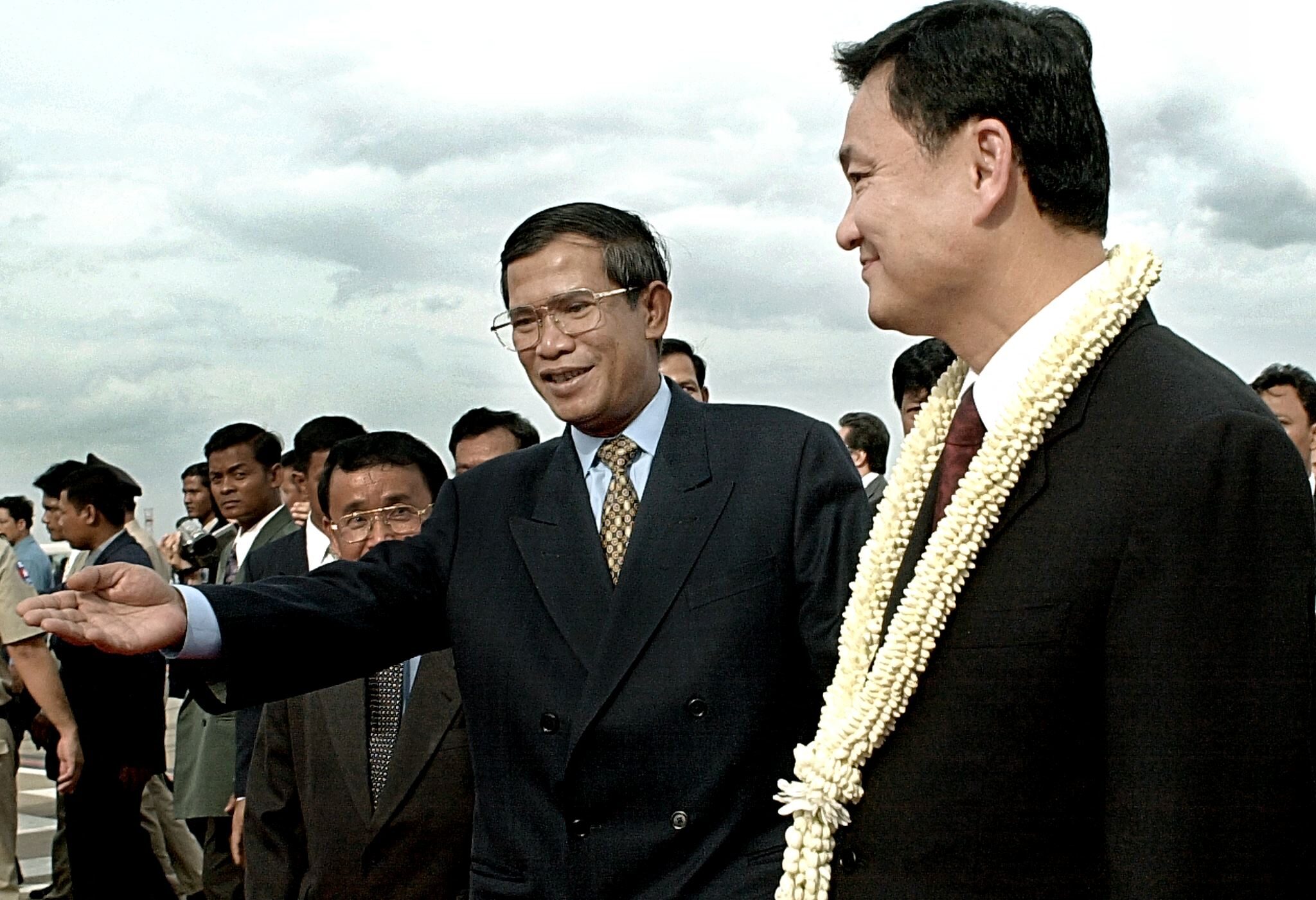 MOU 2543 และ MOU 2544 อารมณ์ อคติ ข้อเท็จจริงกับประเด็นกฎหมาย