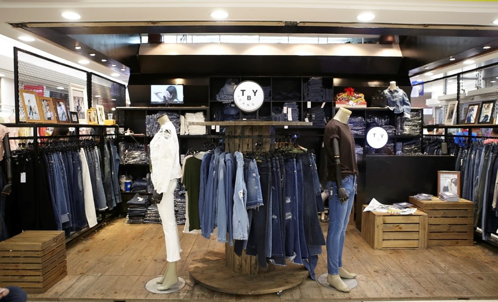 กางเกงยีนส์สัญชาติไทย TBY ภายใต้คอนเซ็ปต์การดีไซน์แบบร่วมสมัย