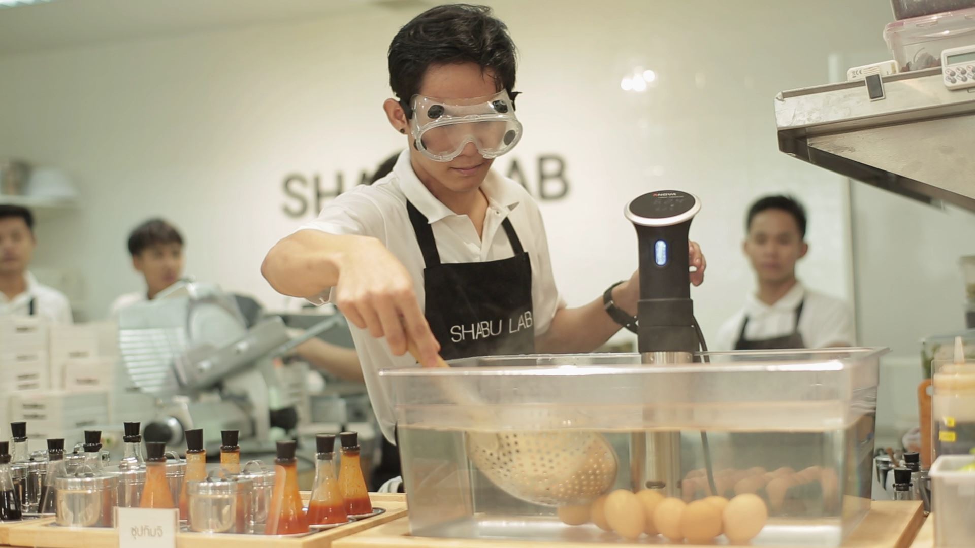 มาดามตวง FOOD CELEB...Shabu Lab ห้องปฏิบัติการทดลองชาบูใหม่