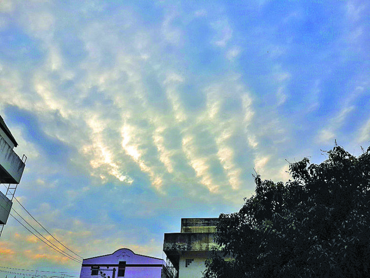 Cloud Lovers : Radiatus...เมฆ ‘แผ่รังสี’ : โดย บัญชา ธนบุญสมบัติ