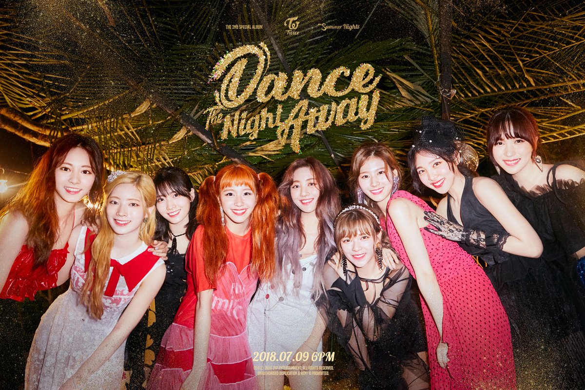 TWICE - Dance The Night Away (2)