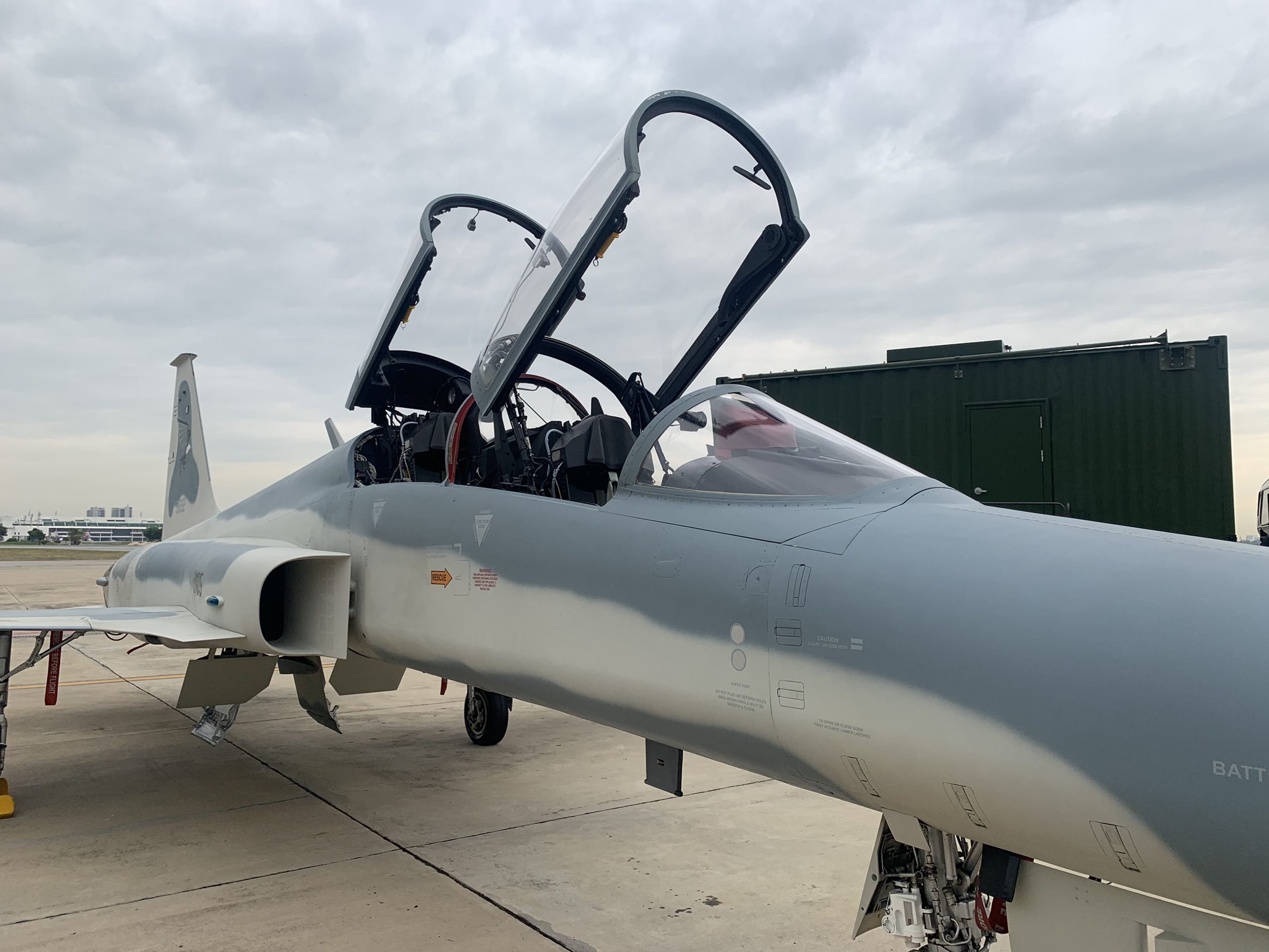 ทอ.โชว์เหนือ เปิดตัว F-5 TH อัพเกรด พร้อมเปิดตัว U1 อากาศยานไร้คนขับสาย ...