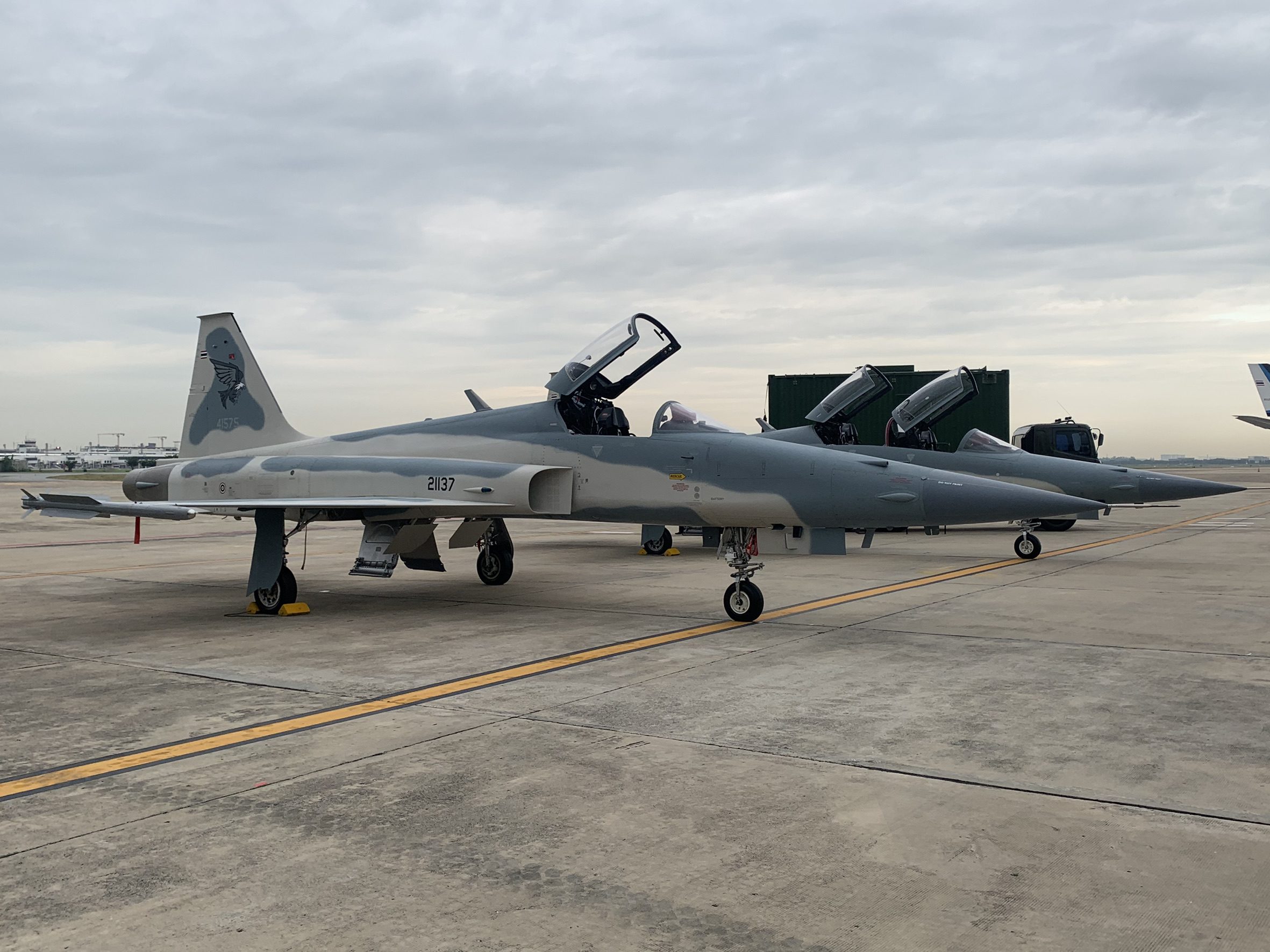 ทอ.โชว์เหนือ เปิดตัว F-5 TH อัพเกรด พร้อมเปิดตัว U1 อากาศยานไร้คนขับสาย ...