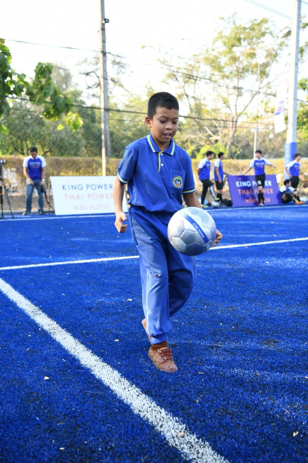 คิงเพาเวอร์ส่งมอบสนาม จ.ระยอง พร้อมสร้างเพิ่มอีก 20 สนามในปี 63