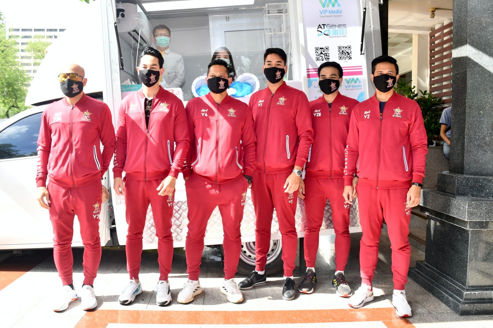 เต๋า-สมชาย นำทีมรวมดารา Star Rider ปะทะ VVIP รัฐบาล ศึกฟุตบอลระยอง คิ๊กออฟ!