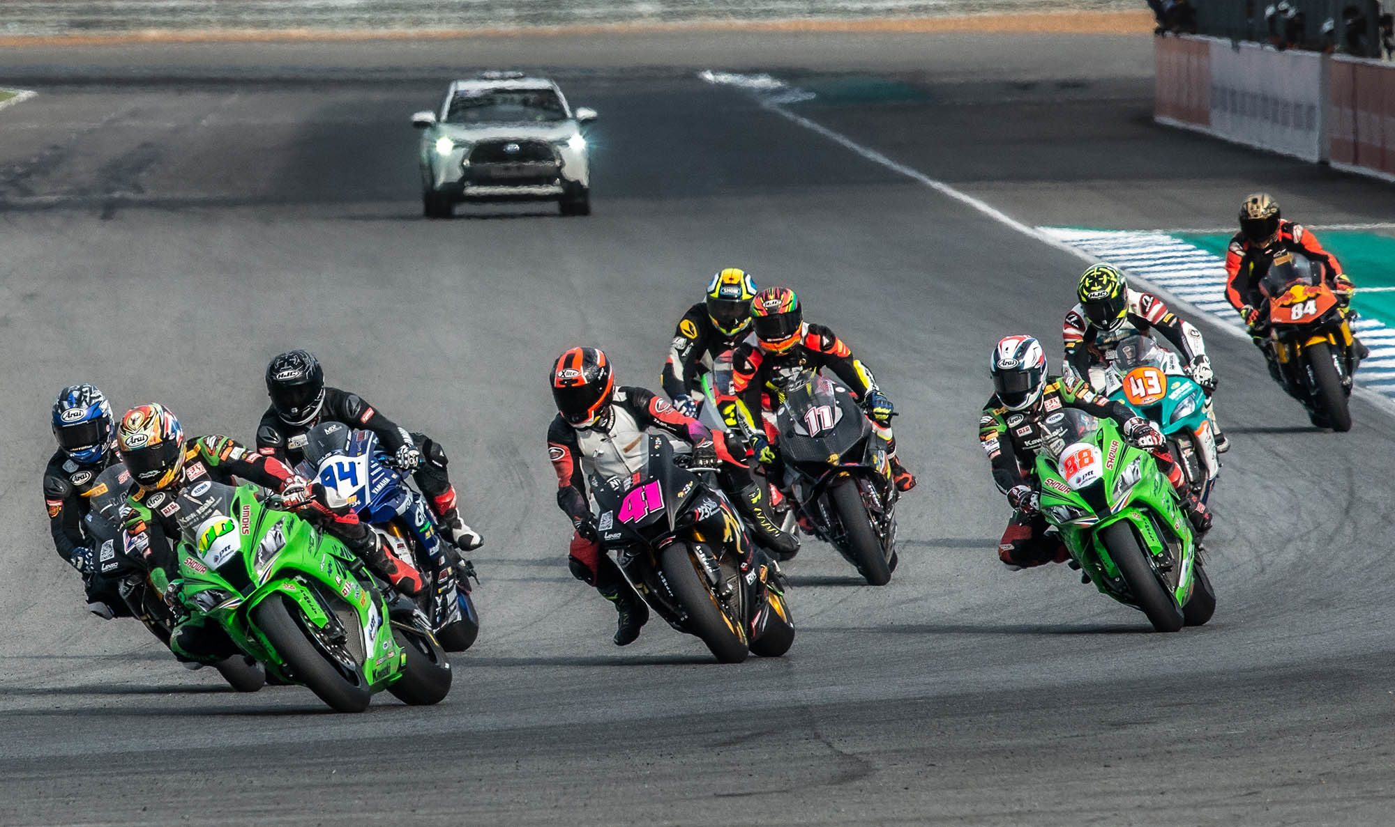 'โออาร์ บีอาร์ไอซี ซุปเปอร์ไบก์' เรตติ้ง กระฉูด สองค่ายยักษ์ดันดาวดัง ...