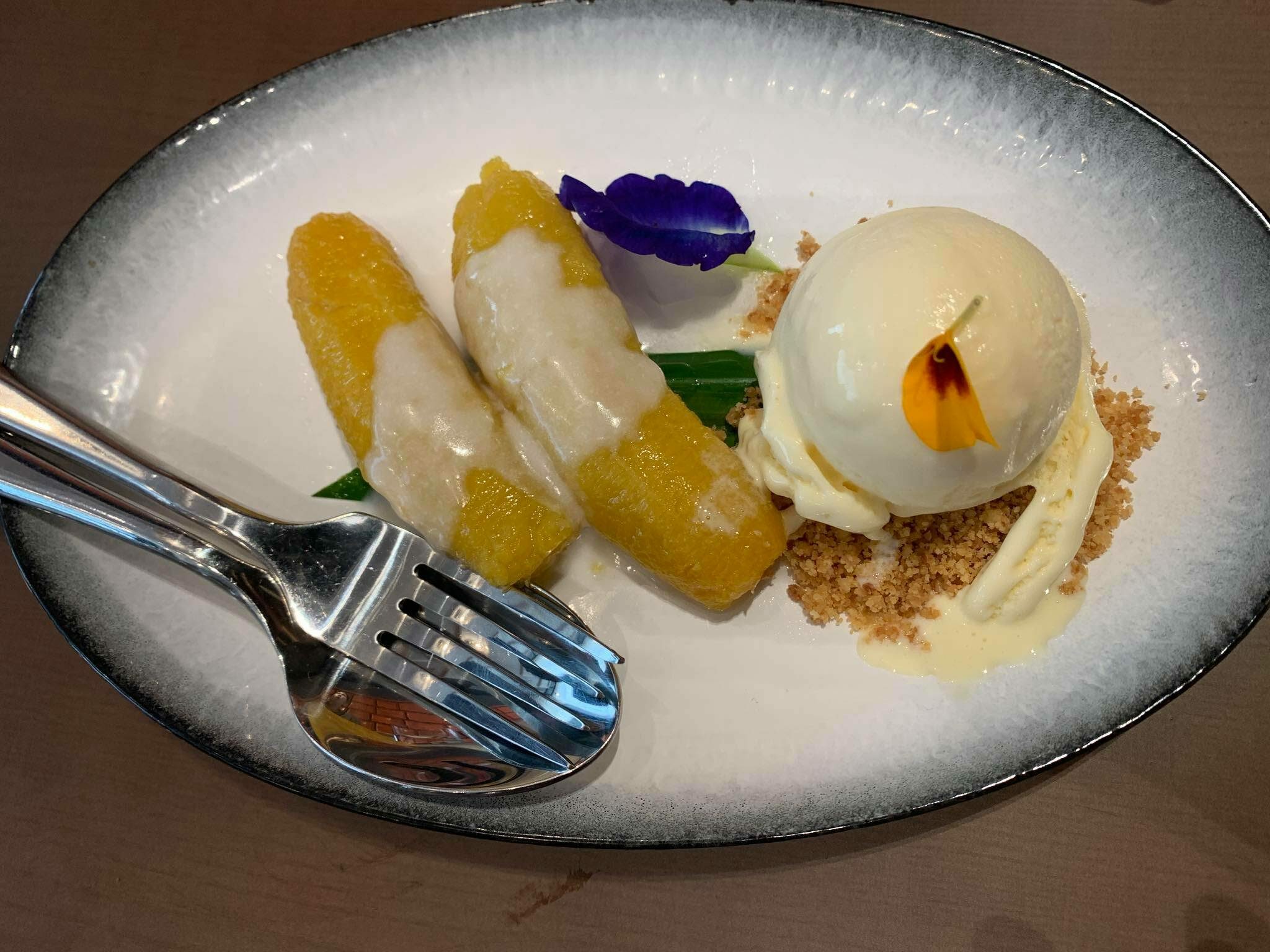 โอเค นัมเบอร์วัน!! สมคำร่ำลือ "ข้าวมันไก่" รร.มณเฑียร สุรวงศ์