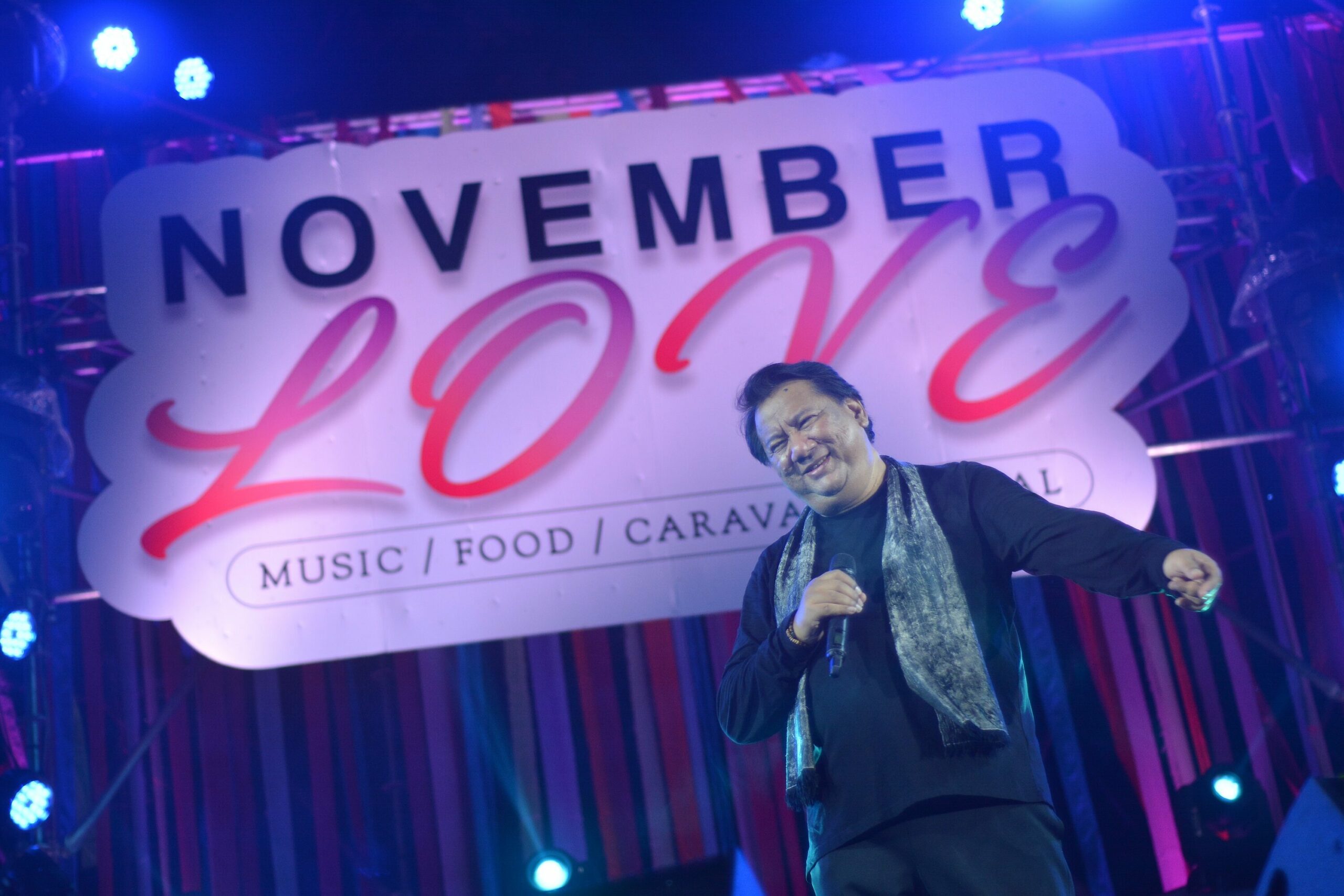 คอนเสิร์ต “NOVEMBER LOVE” ที่ราชประชา เขาใหญ่ บรรยากาศชื่นมื่น รับลมหนาว