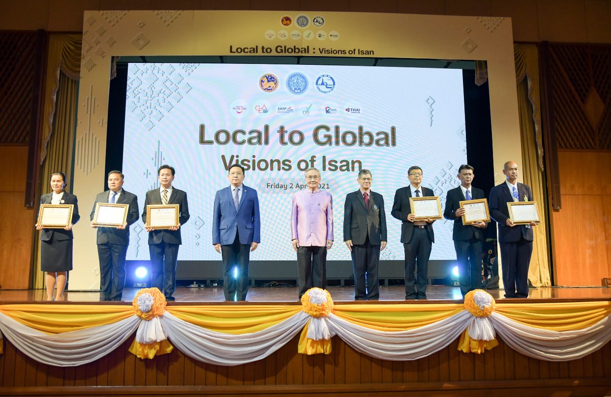 Local to Global : วิสัยทัศน์อีสาน บัวแก้วสร้างสะพานเชื่อมไทยสู่โลก