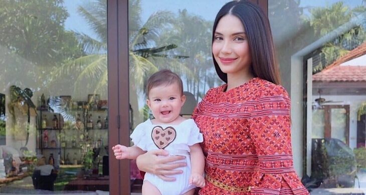 ซาร่า บอก น้องเอมมิลี่ ลูกสาวงานรีวิวแน่น แต่การถ่ายภาพลูกน้อยไม่ใช่ ...