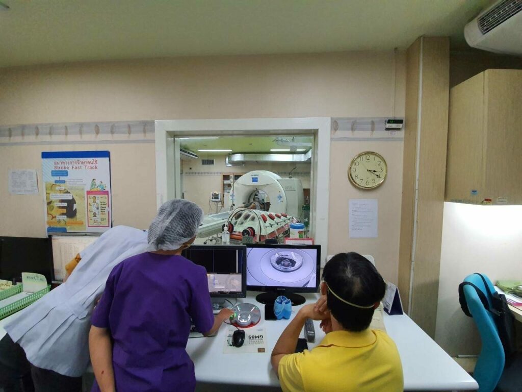 สถาบันประสาทฯ เผยช่วยชีวิตชายป่วยหลอดเลือดสมองติดโควิดรอดปลอดภัย
