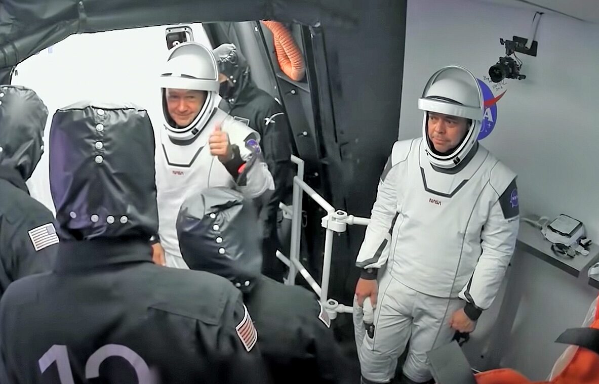 เล่าเรื่องหนัง : Return to Space คืนสู่อวกาศ กับ SpaceX และอีลอน มัสก์