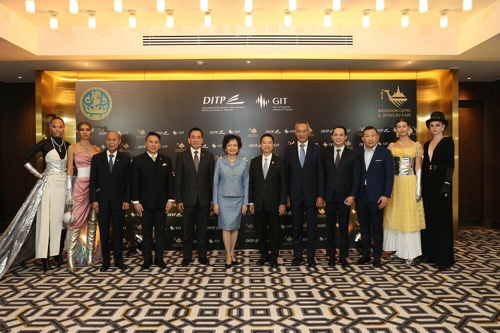 “พาณิชย์” โชว์ความพร้อมผนึกกำลัง DITP + GIT ขับเคลื่อนงาน Bangkok Gems and Jewelry Fair อย่าง ...