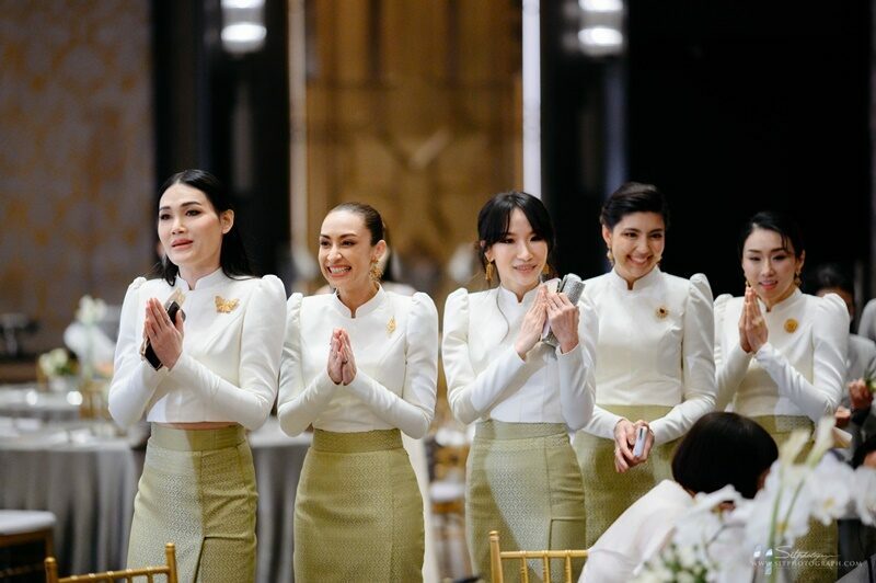 '2002 Night' complete team of bridesmaids 'Ying Ratha', fans admire the dance 'Ginny Ja ...