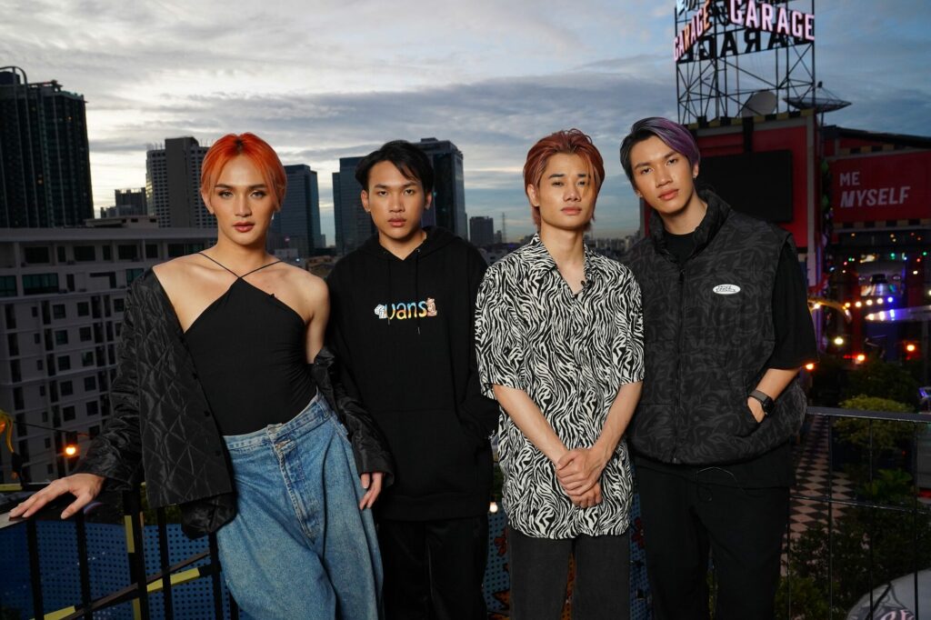 INTERVIEW : 4MIX ไอดอลทีป๊อป กับเส้นทางส่งซอฟต์ เพาเวอร์ไทย บุก 'อเมริกา'