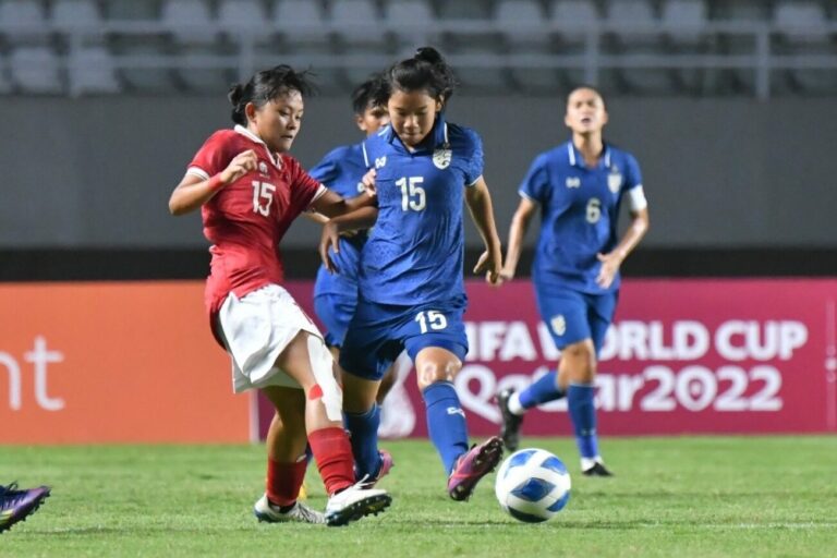 Chaba Kaew U-18 defeated Indonesia 3-0 in the knockout round of the ...