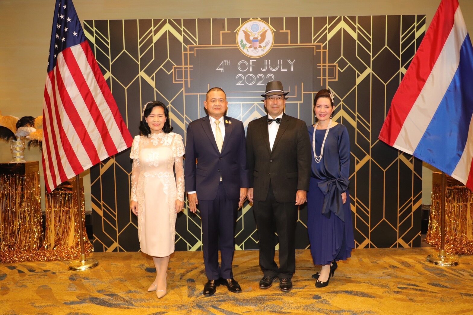 สถานทูตสหรัฐจัดงานฉลองวันชาติครบ 246 ปี บุคคลสำคัญหลายวงการร่วมยินดีคับคั่ง