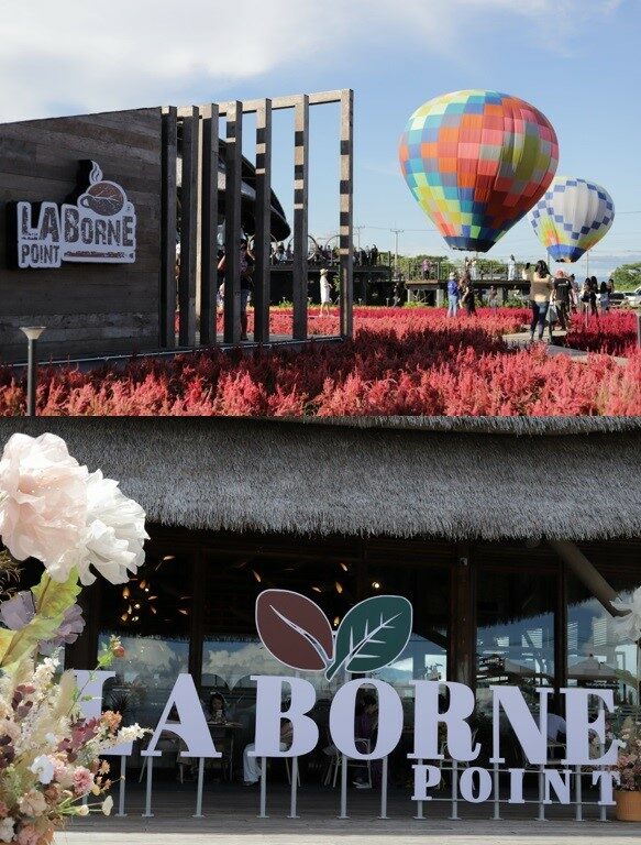 La Borne Point - ลา บล็อง พ้อยท์ ร้านคาเฟ่กลางสวนดอกไม้ แลนด์มาร์คแห่ง ...