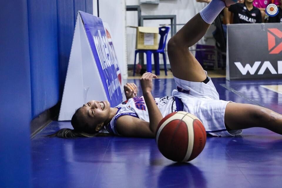 Sniper girl buried Sripatum University - 'Rujiwan' MVP wins the PTT women's basketball ...