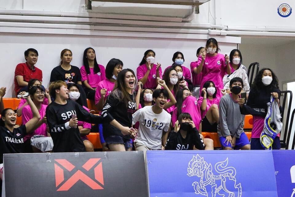 Sniper girl buried Sripatum University - 'Rujiwan' MVP wins the PTT women's basketball ...