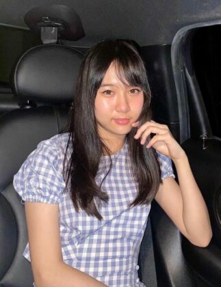 ตามรอยพ่อเข้าวงการ ขมิ้น ลูกสาววัย 17 ของป้าง นครินทร์ กิ่งศักดิ์ ...