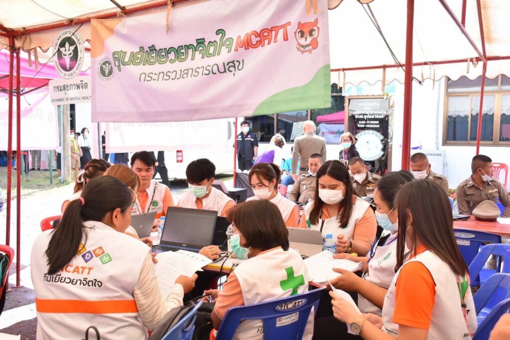 ทีม MCATT เยียวยาใจครอบครัวผู้เสียชีวิต-ประสบเหตุความรุนแรงที่หนองบัวลำภู 88 ราย
