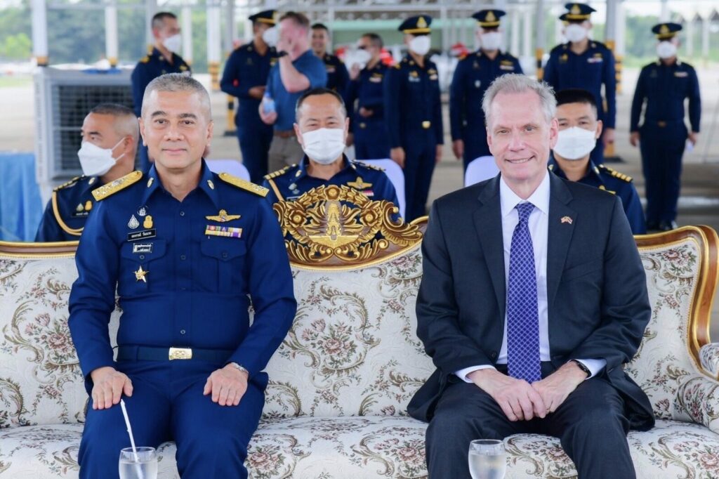 ‘ผบ.ทอ.’ต้อนรับ T-6C เครื่องบินฝึกทดแทน PC-9