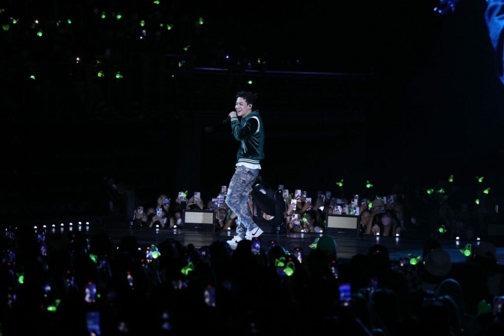 เพื่อนบี JAY B มาแล้ว! สตาร์ตคอนเสิร์ต ENCORE จัดเต็มทั้งร้องเต้นเอาใจ ...