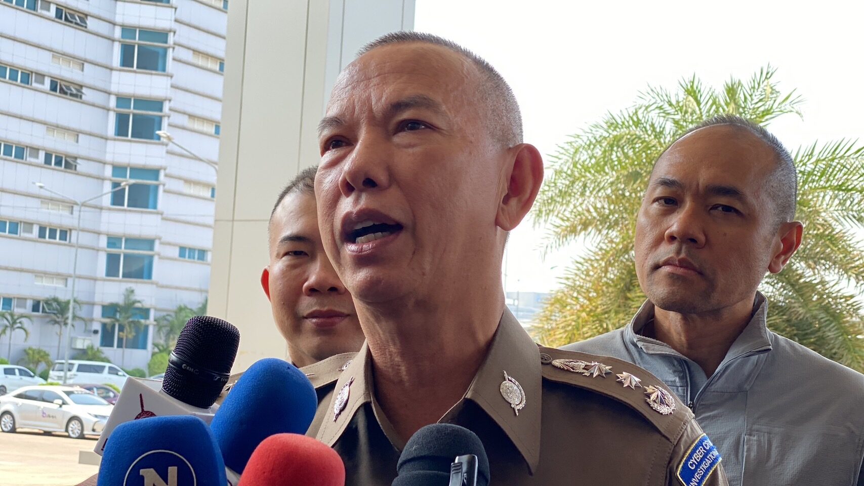 ทลาย 2 เว็บพนันดังXoslotz1688-slotking77 จับ 11 ผู้ต้องหา ยึดกว่า 70 ล้านบาท