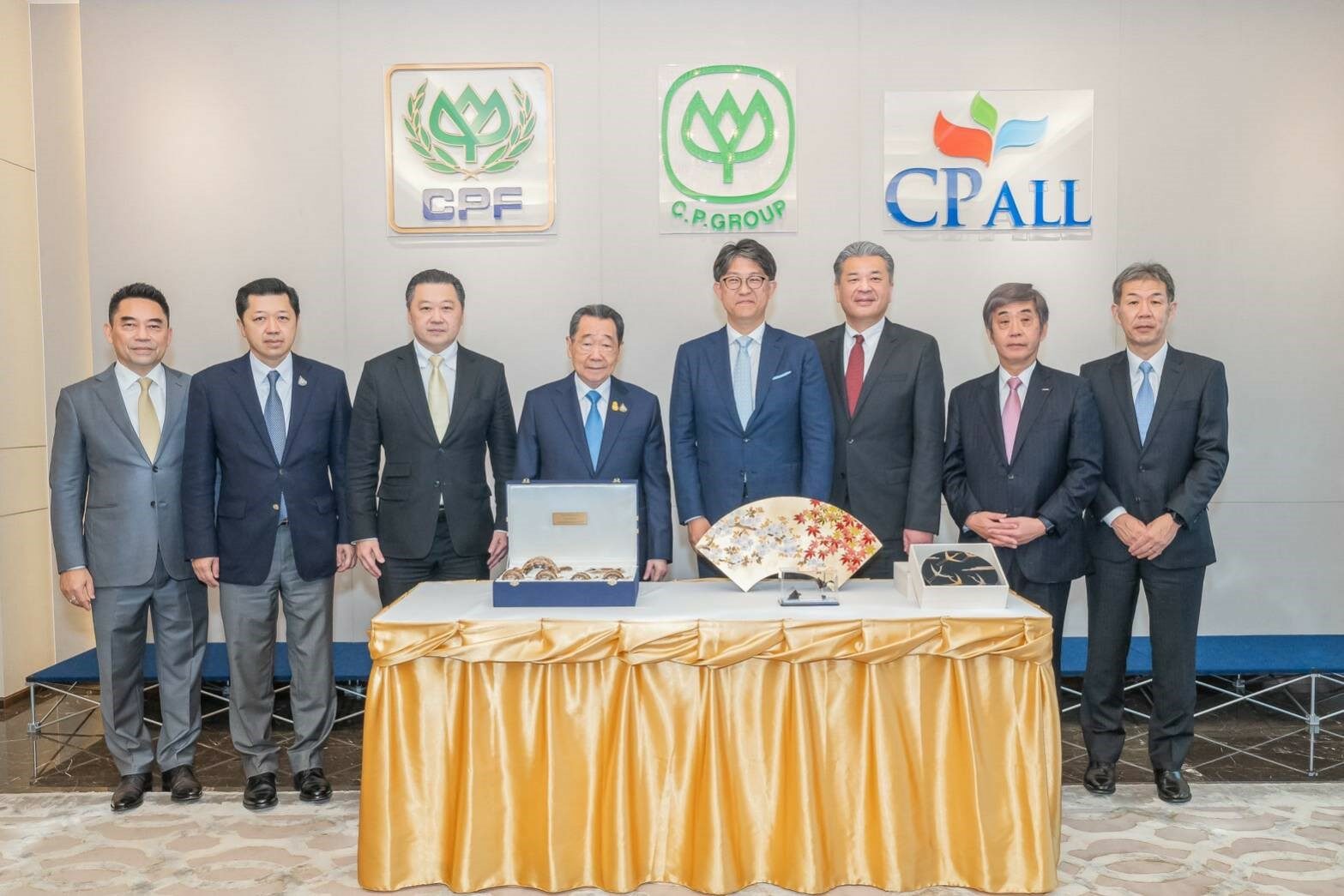 เครือซีพี โตโยต้า และ CJPT ร่วมลง MOU เพื่อความร่วมมือบรรลุความเป็นกลางทางคาร์บอนในไทย