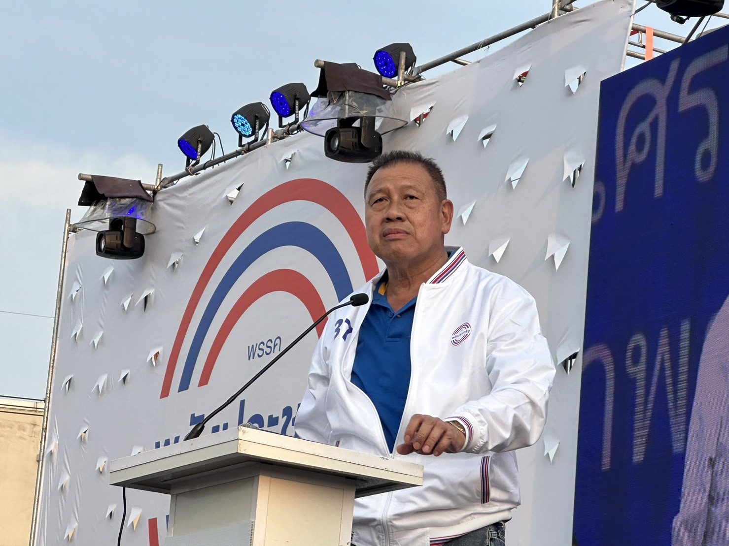 พปชร.บุกโคราช 'วิรัช' ลั่นไม่หวั่น 'ลุงป้อม' หลุดโพล ยกอดีตคุย มาช้าๆ ...