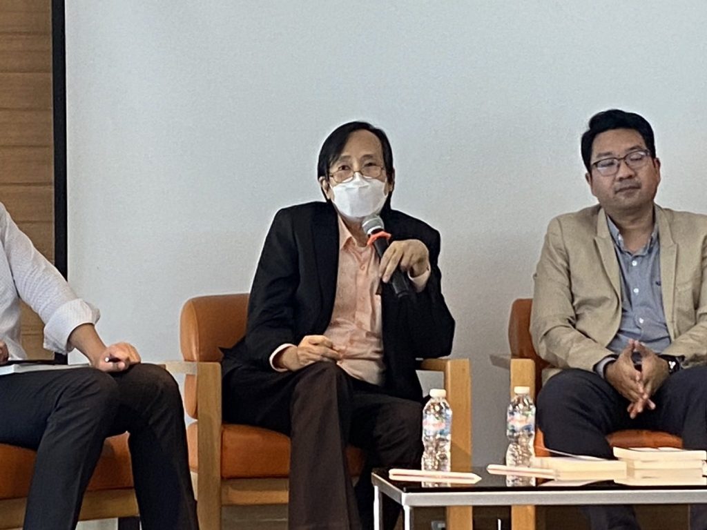 อาจารย์มธ. รุมอวยยศ ‘The Ruling game’ ชำแหละชนชั้นนำ โกยวิธี 'ชิงอำนาจ ...