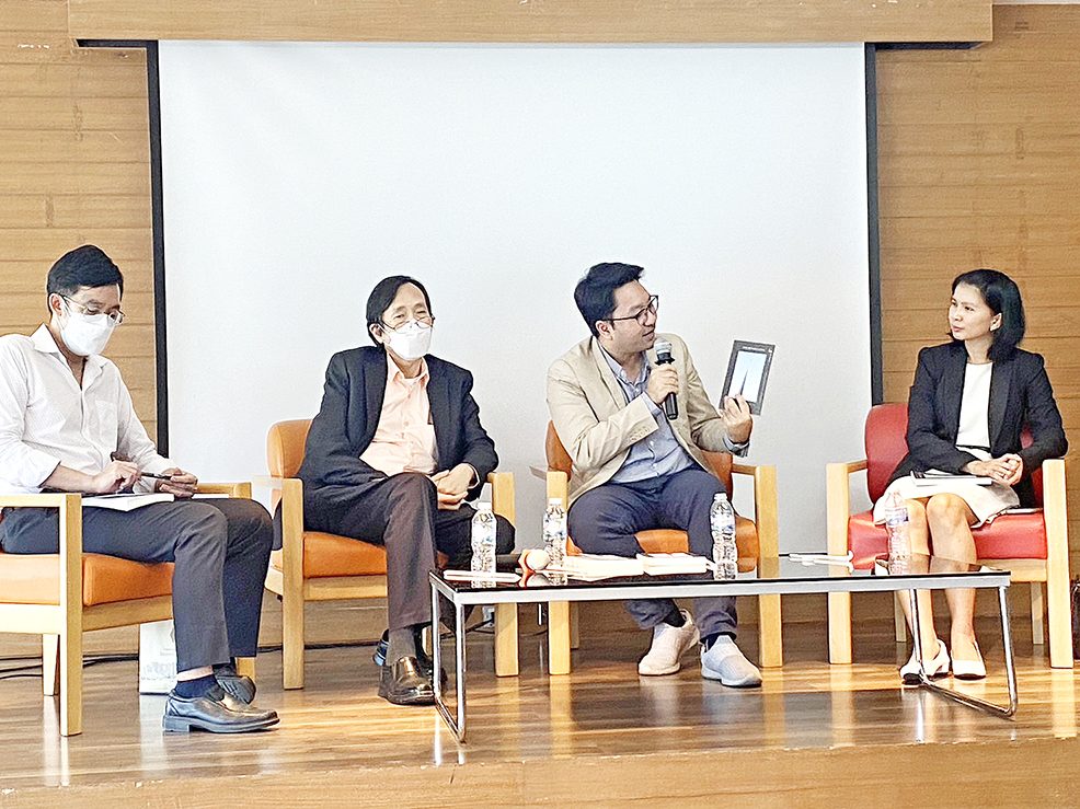 The Ruling Game สบตาชนชั้นนำ อ่านเกมอำนาจ การเมืองแห่งประวัติศาสตร์ ...