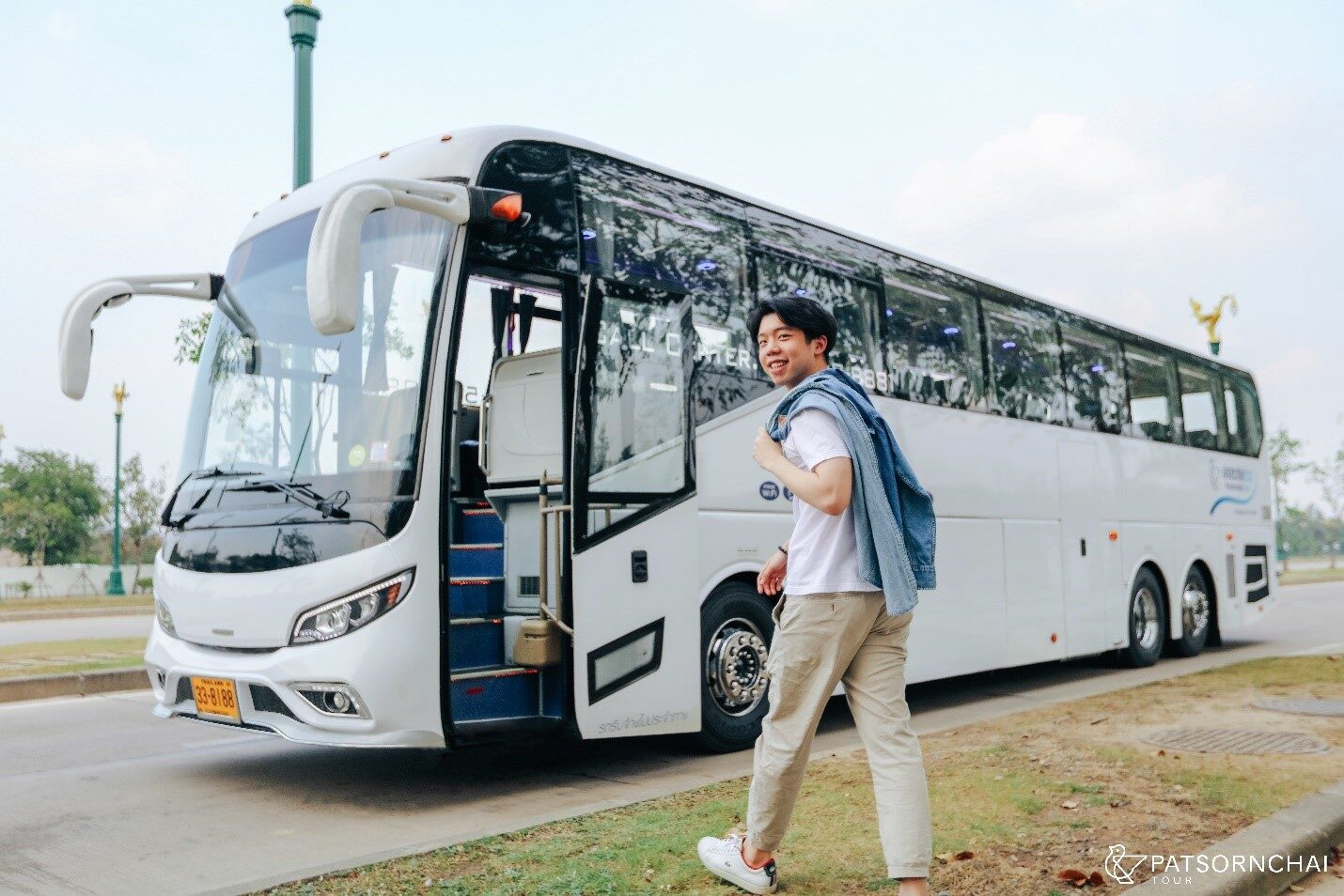 แนะนำรถบัสเช่า มีกี่แบบ ให้เลือกเช่ารถบัส ได้ตรงกับความต้องการ