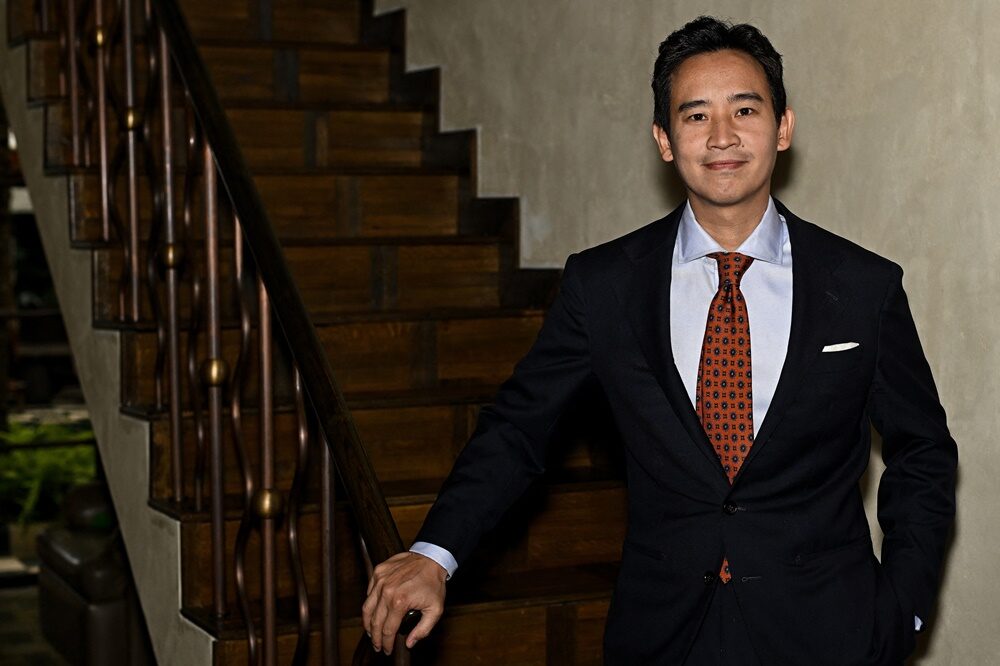 พิธา เปิดใจสื่อนอก ประกาศจะลงชิงตำแหน่ง นายกฯ อีกแน่นอน