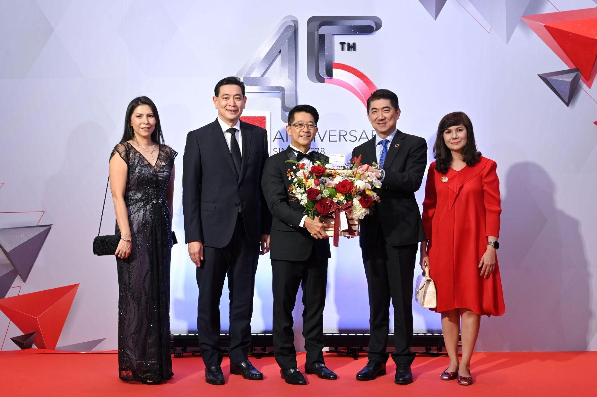 CRG จัดเอ็กซ์คลูซีฟดินเนอร์ ฉลอง 45 ปี