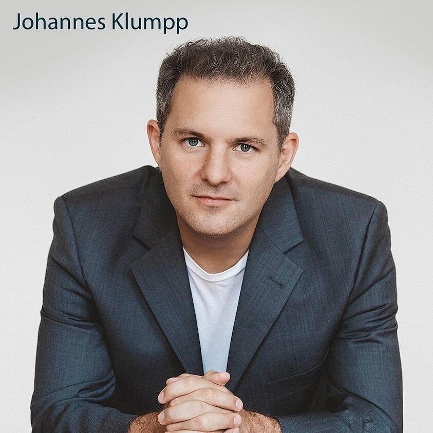 อาศรมมิวสิก : ‘ดาร์เรล แอง’และ‘โยฮันเนส คลุมพ์’ : วาทยกรสำหรับนักดนตรี ...