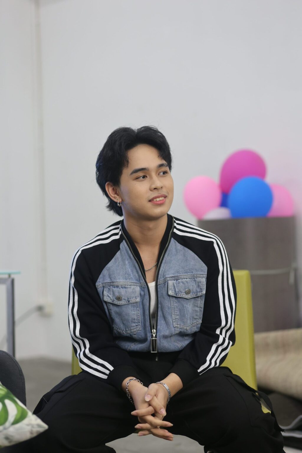 รู้จักวง 'FLI:P' ศิลปิน 'ทีป๊อป' น้องใหม่ เจ้าของเพลงกระแสไวรัลในติ๊กตอก