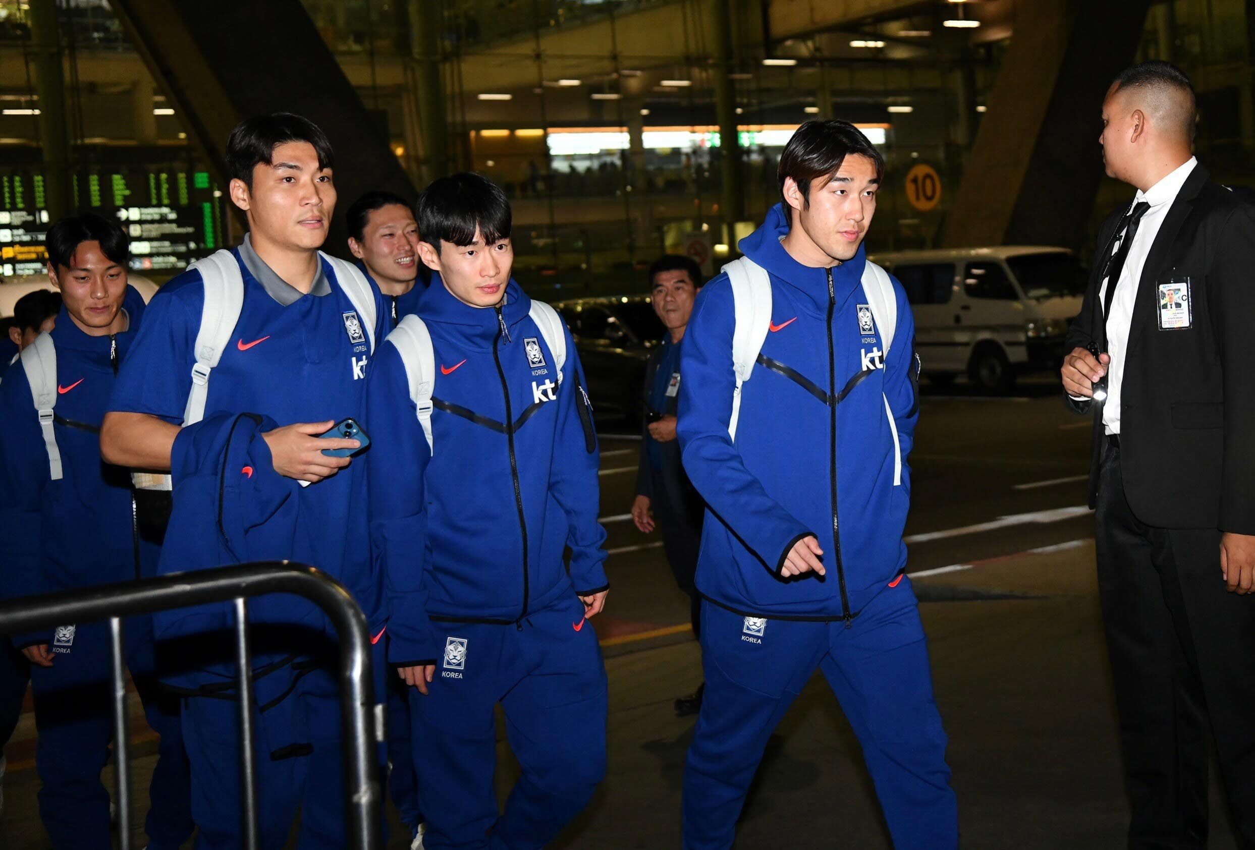 ถึงไทยแล้ว! ซน ฮึง มิน นำทัพ แข้งเกาหลีใต้ ปะทะช้างศึก 26 มี.ค.