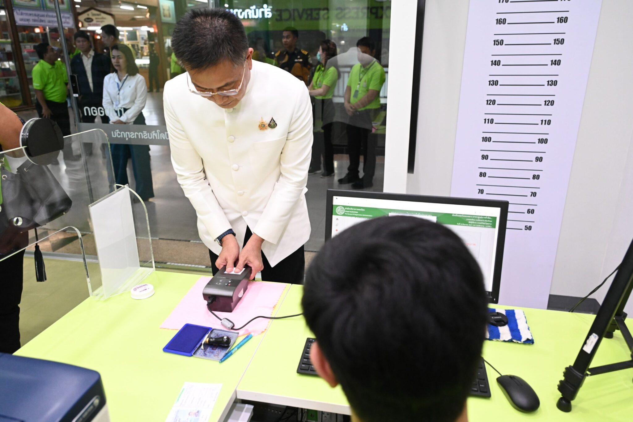 กทม. เปิดจุดบริการด่วนมหานคร (BMA Express Service) ห้างอิมพิเรียลเวิลด์ ...