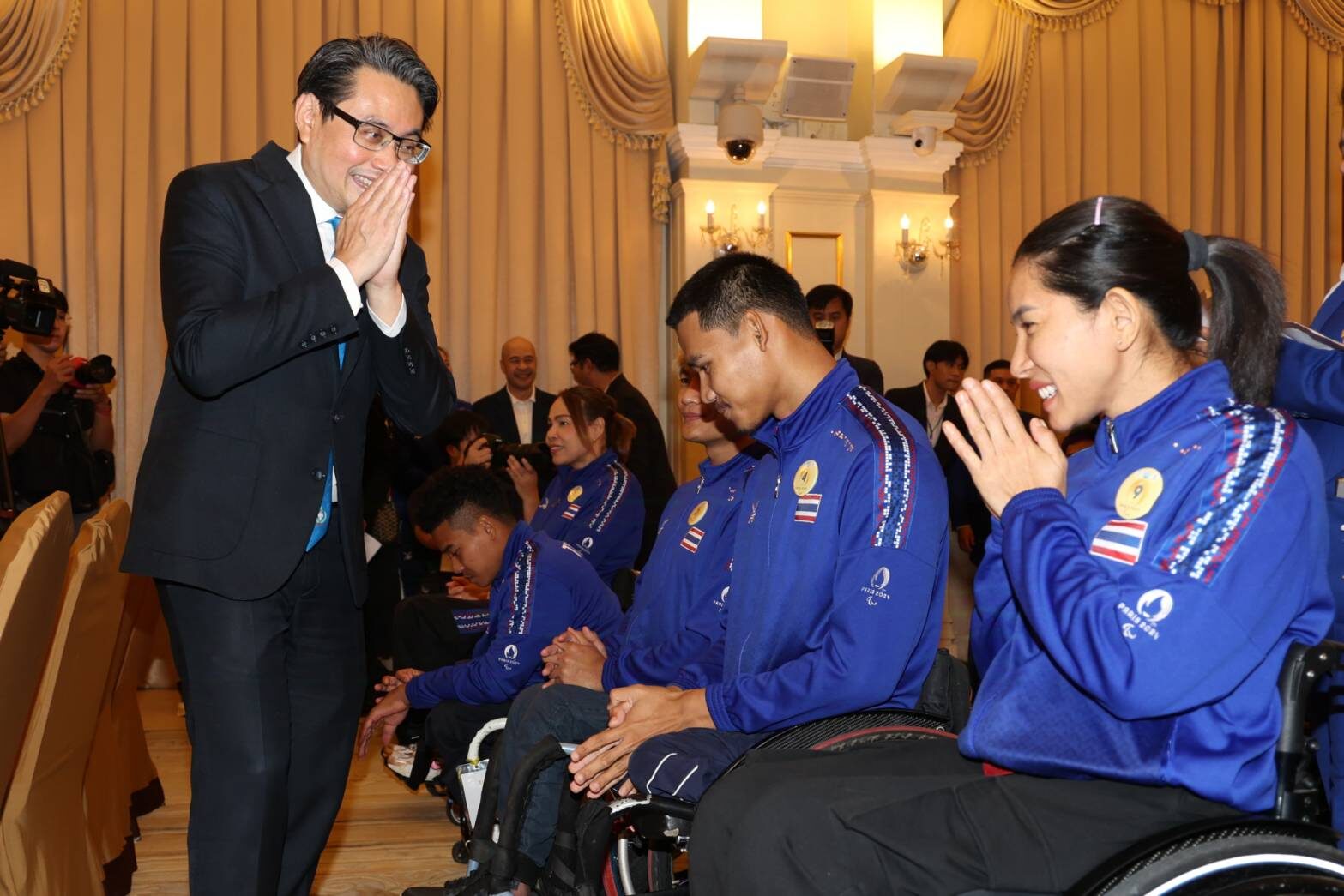 รัฐบาลจัดฉลองทัพพาราลิมปิกไทยมอบ 212 ล้าน! 'แพทองธาร' ยกนักกีฬาสร้างผลงานประวัติศาสตร์