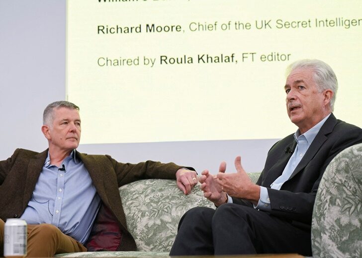 ผ.อ. CIA – MI6 ถกข้อตกลงหยุดยิงกาซา ย้ำความสำคัญร่วมมือข่าวกรองสหรัฐ-อังกฤษ ต้านภัยคุกคามรัสเซีย