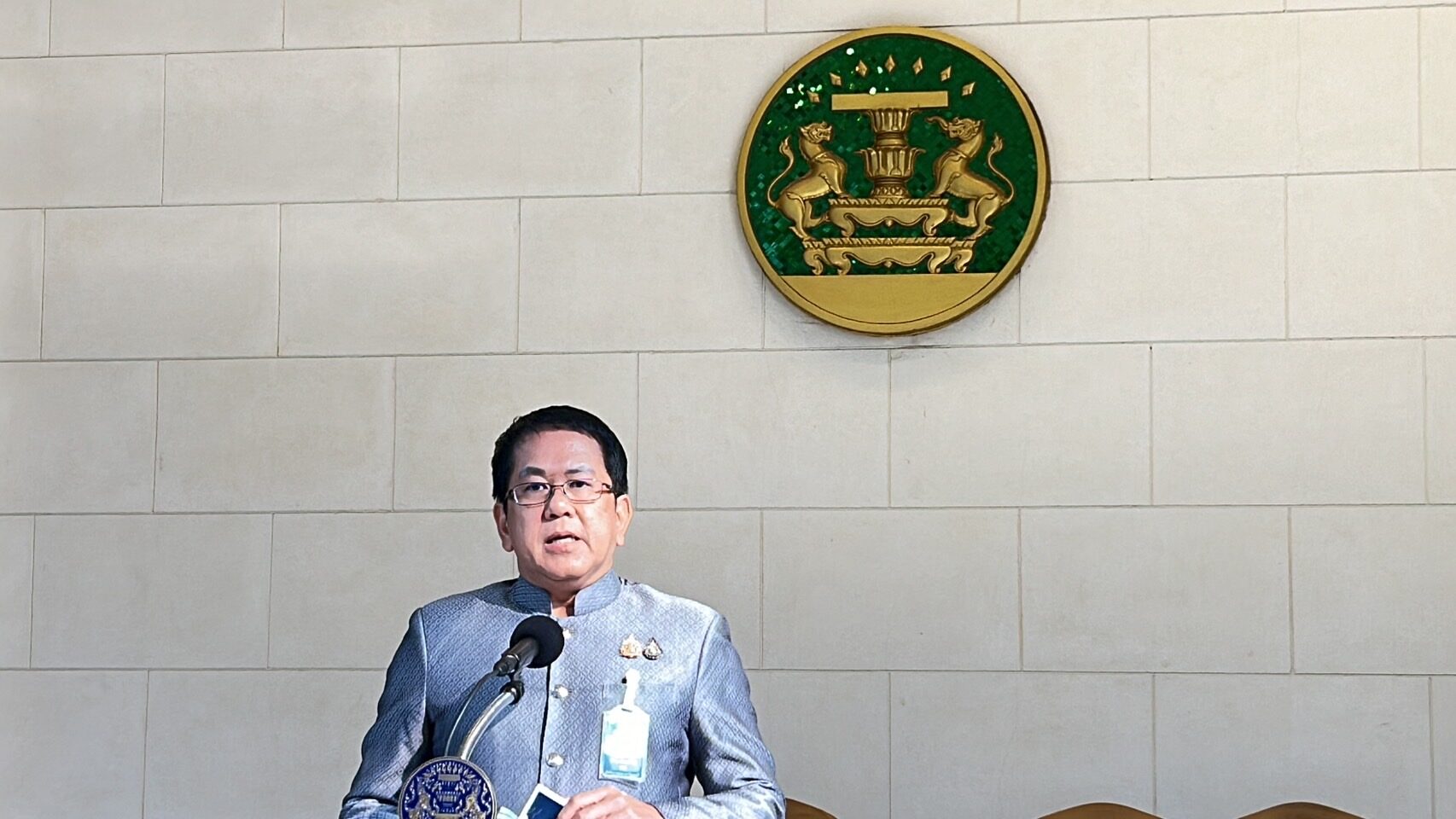 นายกฯ ย้ำ ช่วยผู้ประกอบการ-ผู้ประกันตน ม. 33 ,39,40 เยียวยาน้ำท่วมใน 41 จังหวัด