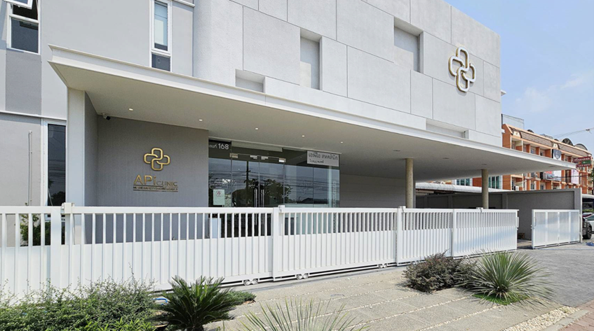 งานเปิดตัว “APi clinic surgery & wellness”