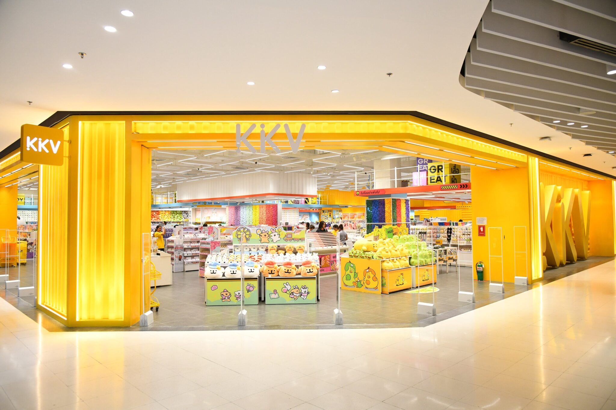 ส่องอาณาจักร KKV Flagship Store แหล่งช้อปใหม่ ที่มีบะหมี่กึ่งสำเร็จรูป ...